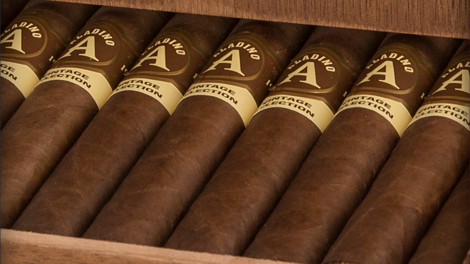 What is a Puro Cigar and Which Ones Should I try? - Smoke Inn Blog